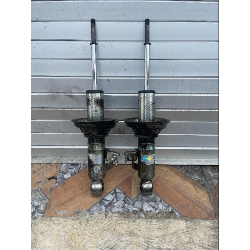 Jual Shockbreaker Toyota Depan Innova Inova Diesel Bensin Reborn ...
