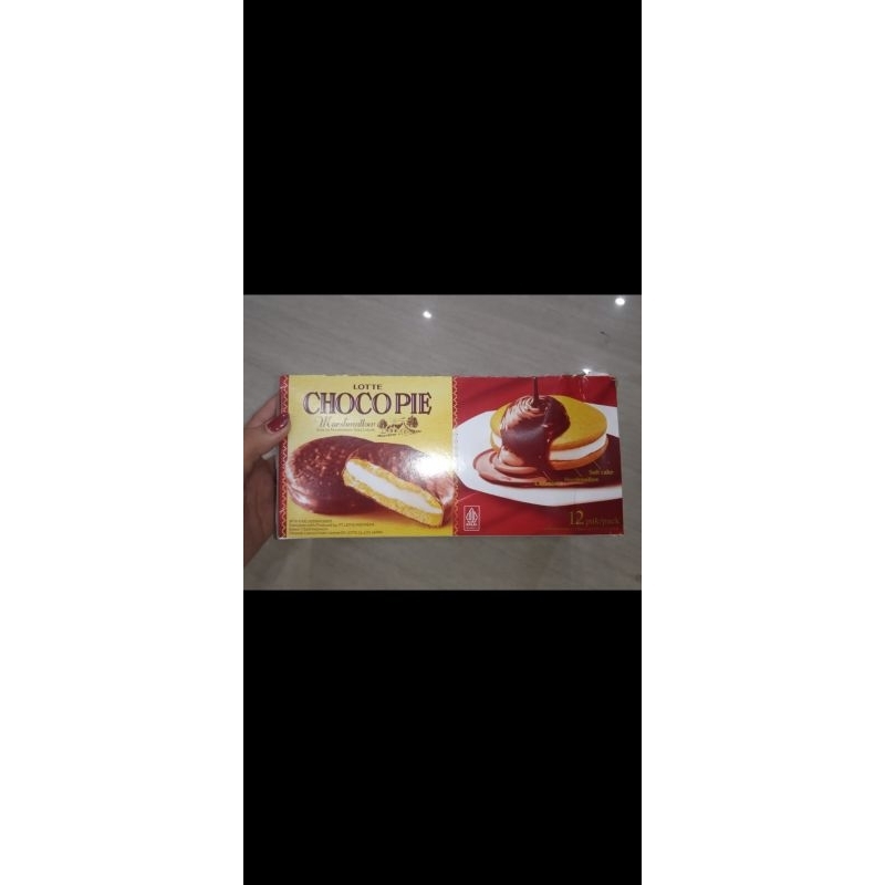 Jual CHOCHO PIE box isi 12pcs | Shopee Indonesia