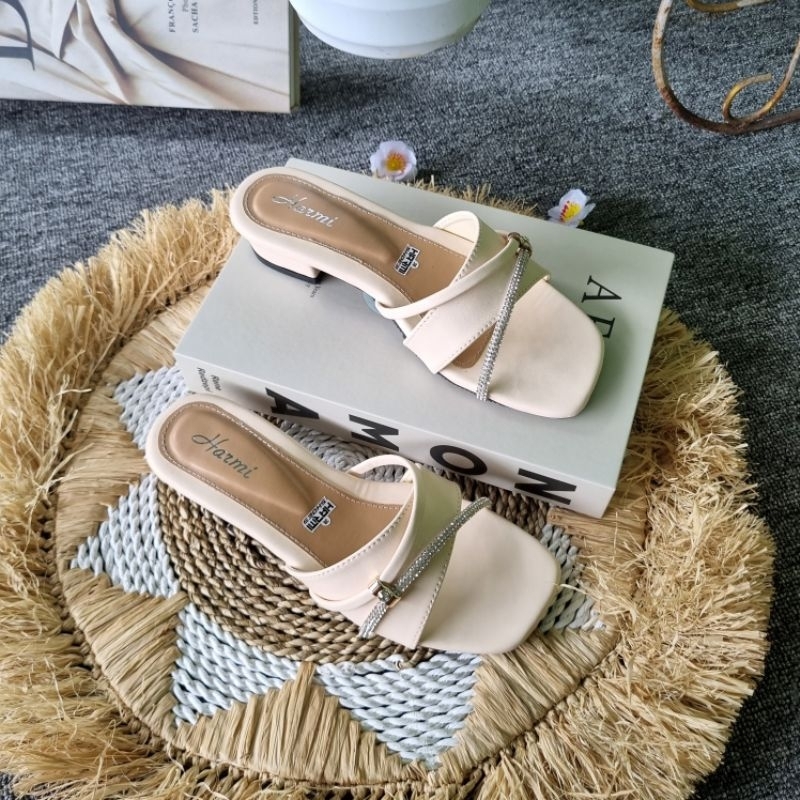 Jual Sendal Permata Uril Hak 3Cm Elegan Warna Calem Non Selip>HARMI ...