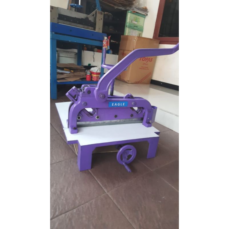 Jual Mesin Eagle Mesin Potong Pemotong Kertas A3 Manual irim (450 ...