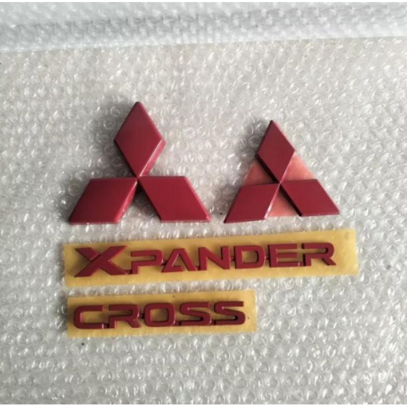 Jual logo tiga berlian Mitsubishi expander cross merah | Shopee Indonesia