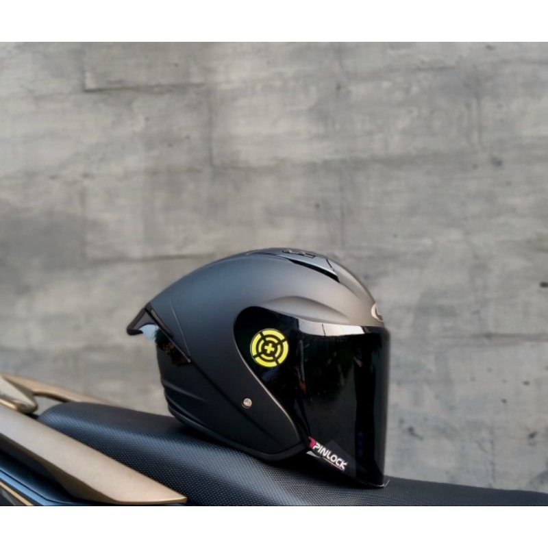 Jual HELM GM G1 SOLID BLACK DOP, PAKET GANTENG VISOR FLAT, SLOT ...
