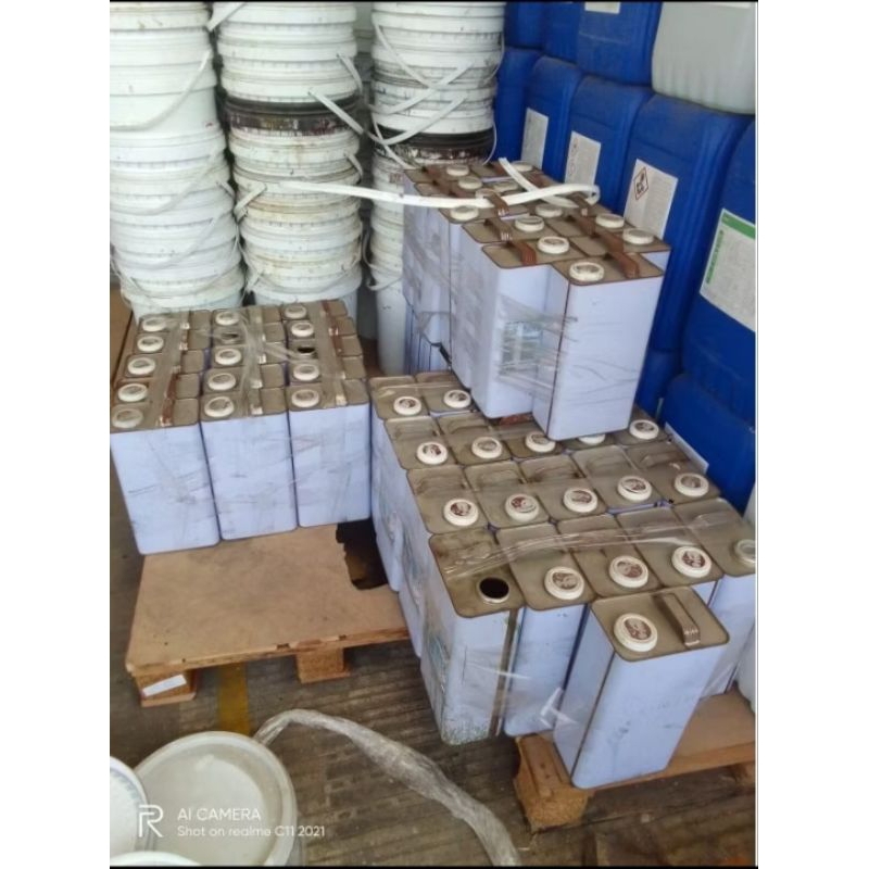 Jual jerigen besi /jerigen bensin 5 liter/jerigen minyak/jerigen oli ...