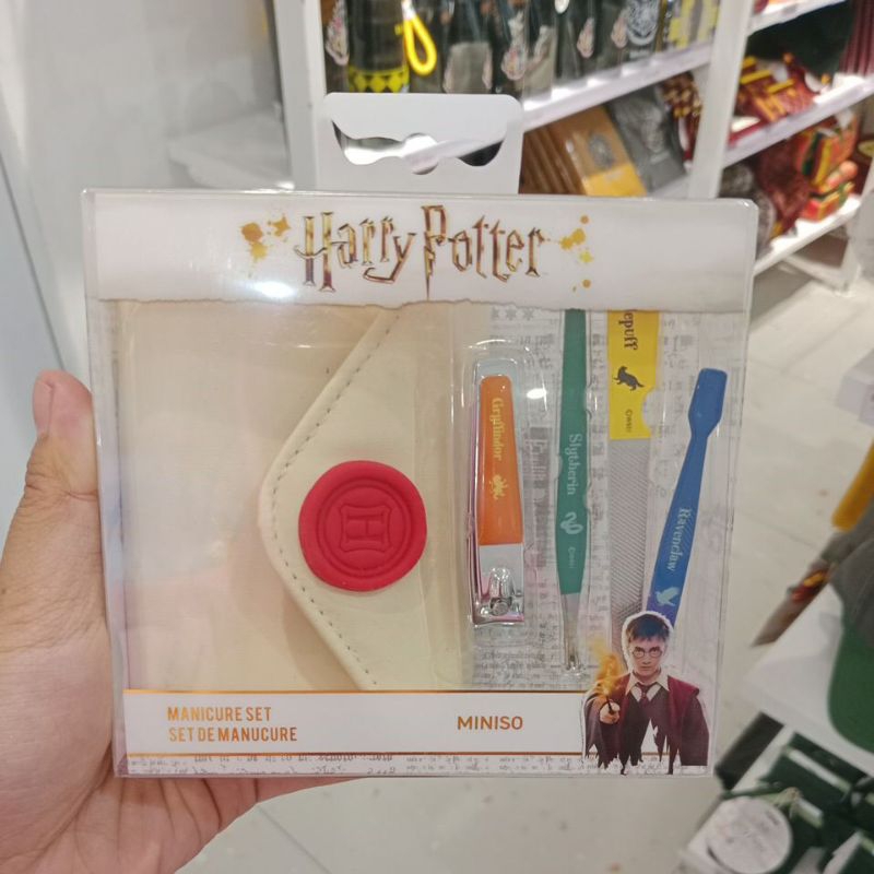 Jual Miniso Harry potter Envelope Manicure Set | Shopee Indonesia