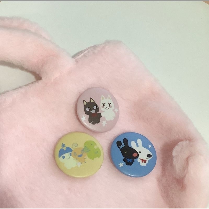 Jual various pins | toro inoue kuro tamagotchi gaspard and lisa ...