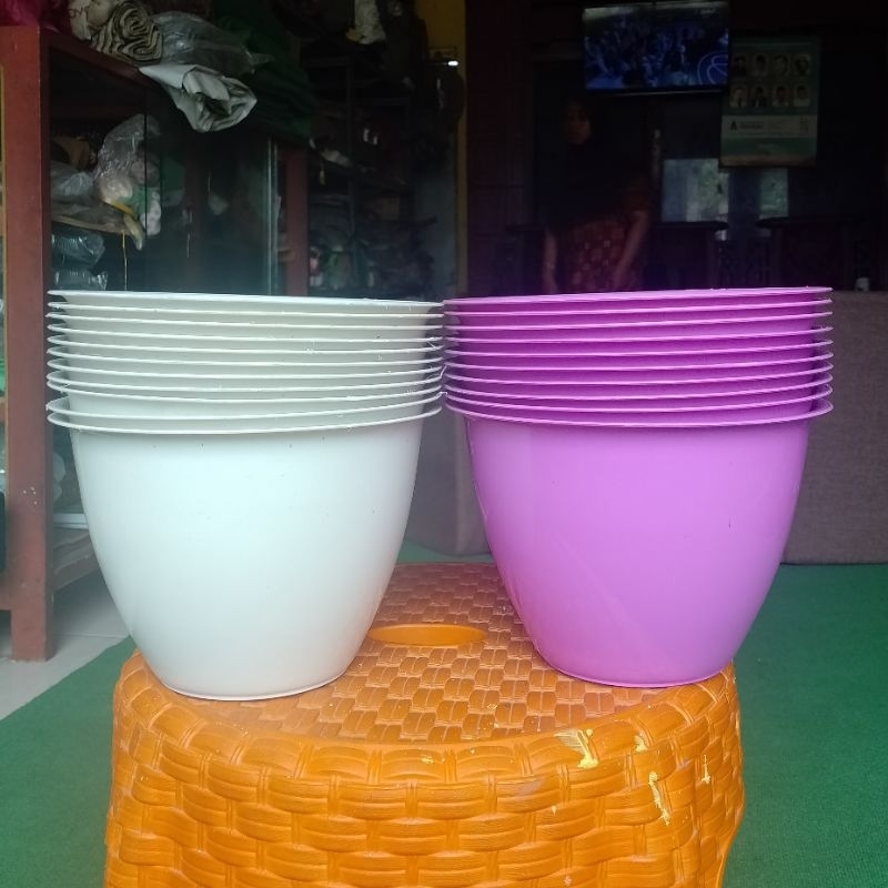 Jual POT BUNGA POT PLASTIK PUTIH POT TANAMAN AESTHETIC POT PUTIH ...