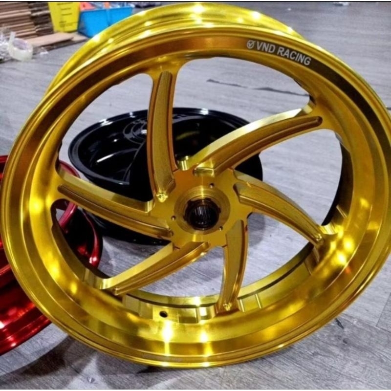 Jual Velg Pelek VND SIX STAR Delkevic SIX Yamaha Xmax 250 Velg Pelek ...