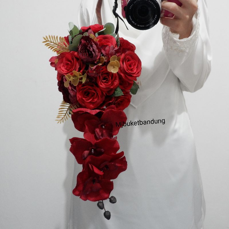 Jual Bunga Juntai Anggrek Pengantin & Lamaran / Handbouquet / Bunga ...
