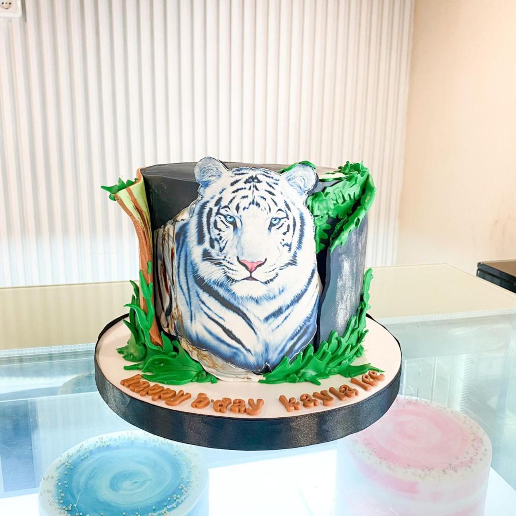Jual Kue Ulang Tahun/Birthday Cake/Kue Ulang Tahun Tema Harimau/Kue Ultah Jakarta | Shopee Indonesia