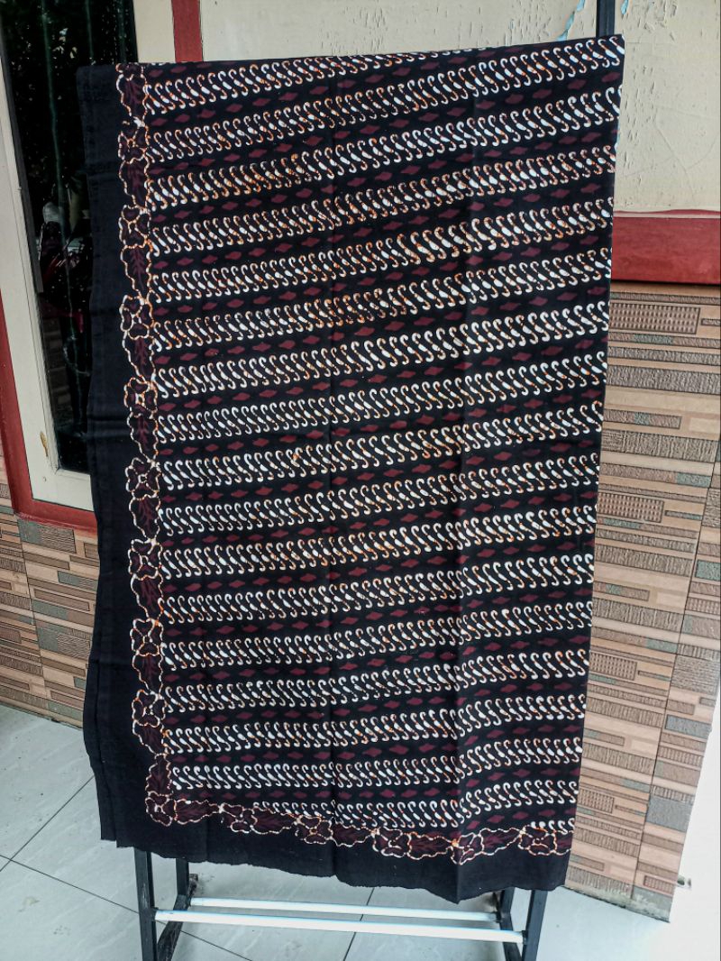 Jual Batik Tulis Classic Asli Salem Brebesan Motif Halang | Shopee ...