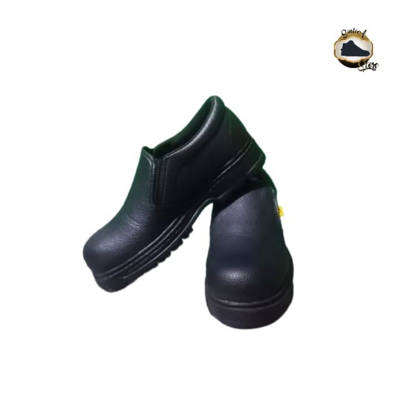 Jual SEPATU SAFETY PENDEK SLIP ON PRIA UJUNG BESI KERJA LAPANGAN PROYEK ...