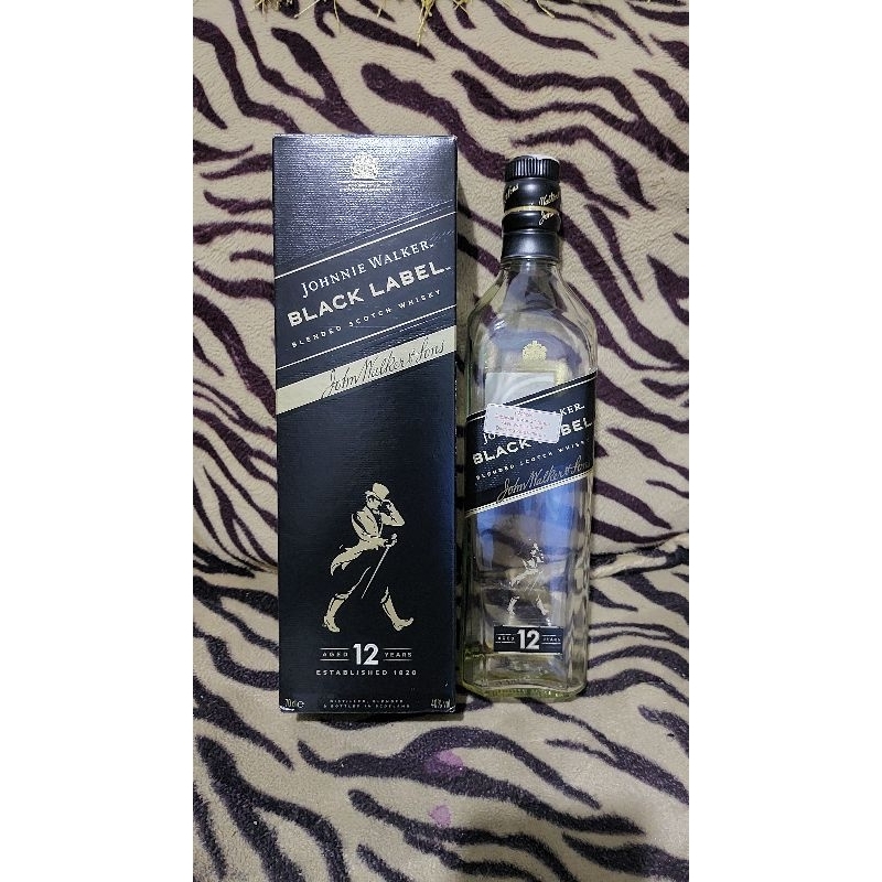 Jual Botol bekas minuman keras Import Black Lebel + box | Shopee Indonesia