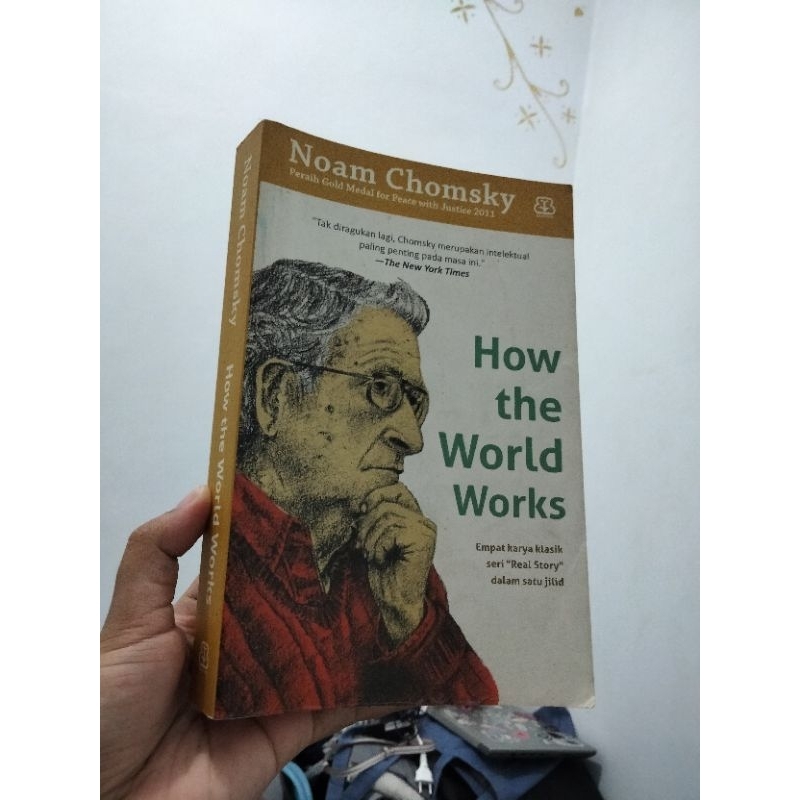 Jual Buku How The World Works - Noam Chomsky Bahasa Indonesia | Shopee ...