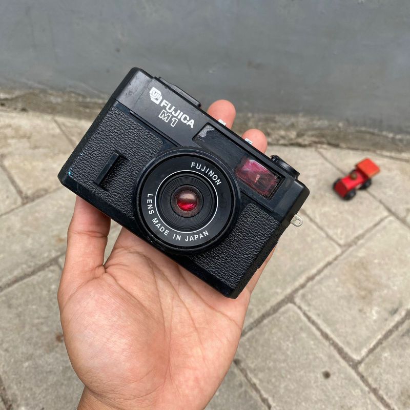 Jual kamera jadul kamera analog fujica m1 original | Shopee Indonesia
