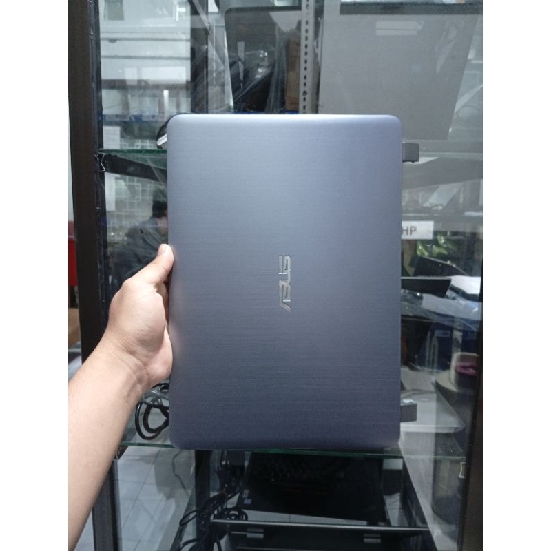 Jual [ SILVER ] Casing LCD belakang Asus X407M copotan original unit ...