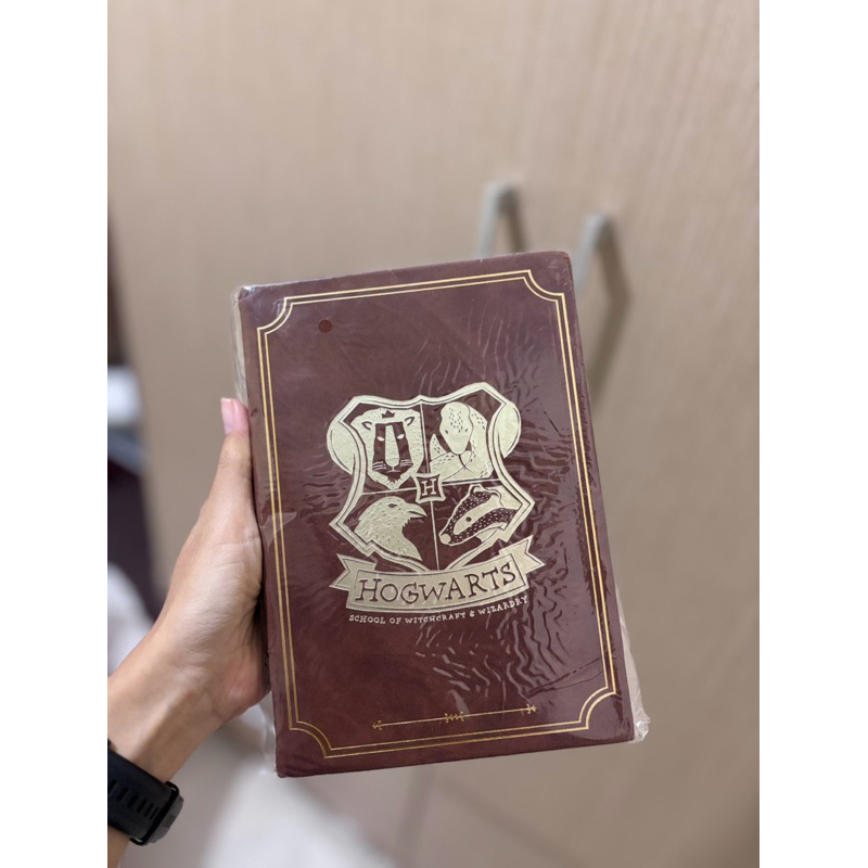 Jual Harry Potter Miniso Notebook Buku Besar Hogwarts | Shopee Indonesia