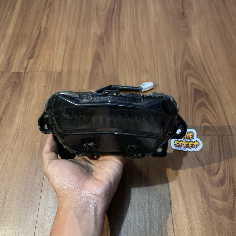 Jual STOPLAMP AEROX NEW LAMPU REM AEROX NEW ORIGINAL COPOTAN YAMAHA ...