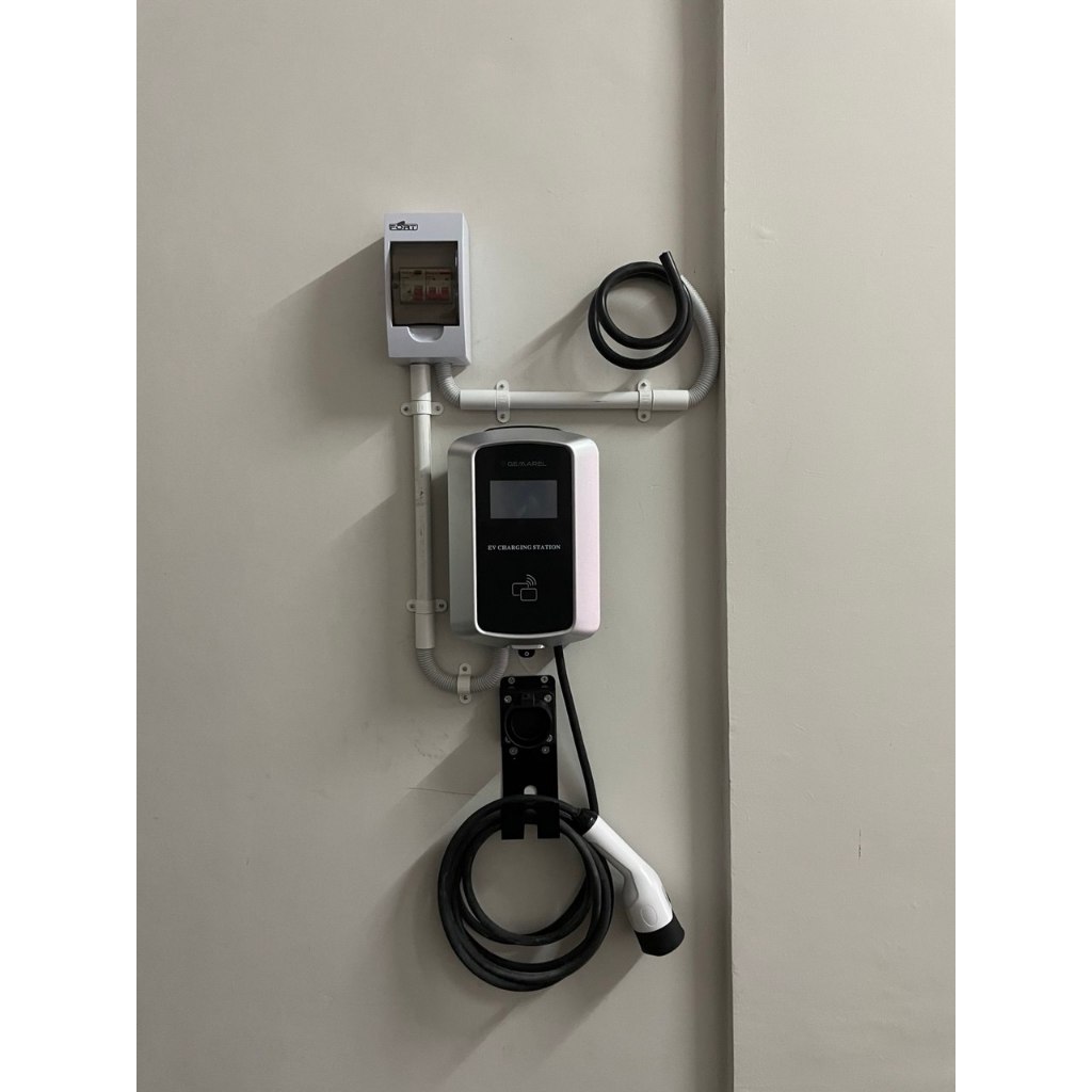 Jual CHARGER BYD M6 SMART EV CHARGER Charger Mobil Listrik Type2 - 7kW ...