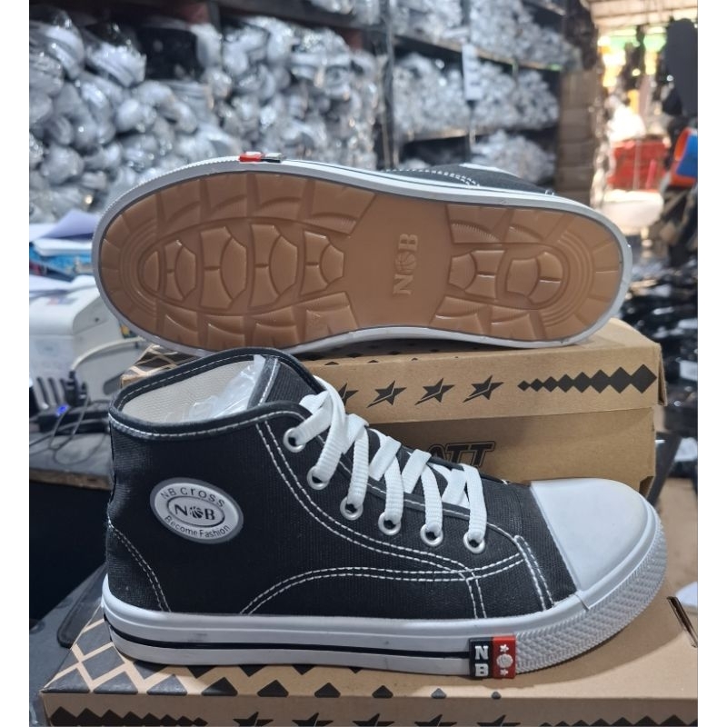 Jual SEPATU( NOB ) NB) HITAM PUTIH SOL KUNING) BOOT/ PENDEK) | Shopee ...