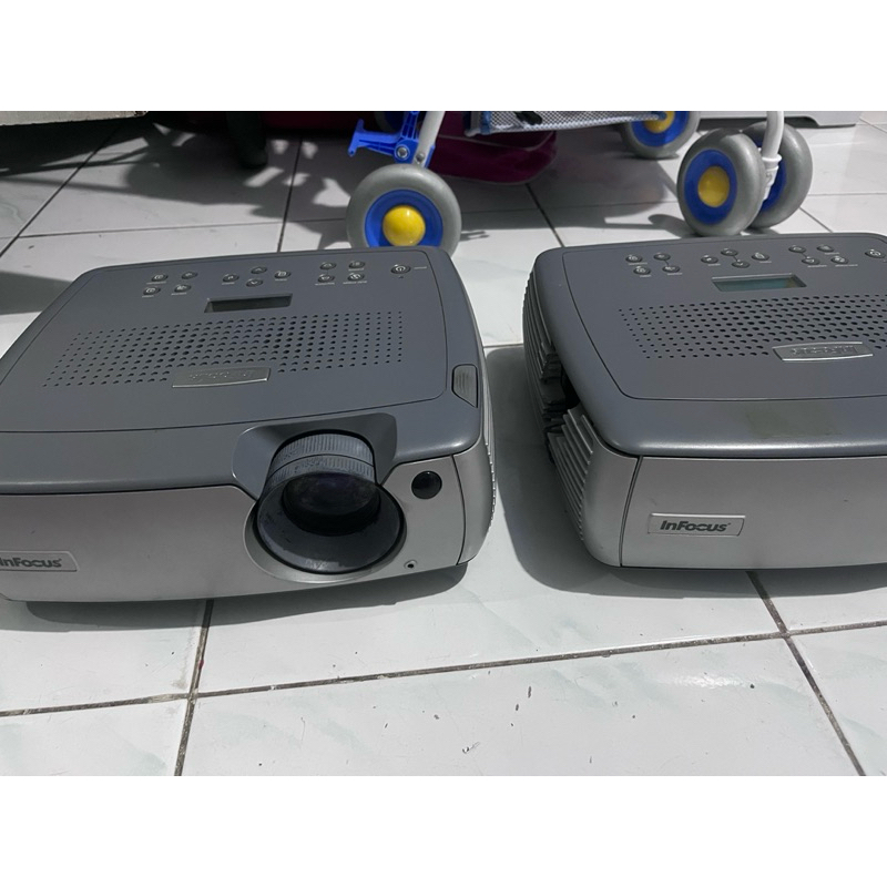 Jual proyektor InFocus LP640 | Shopee Indonesia