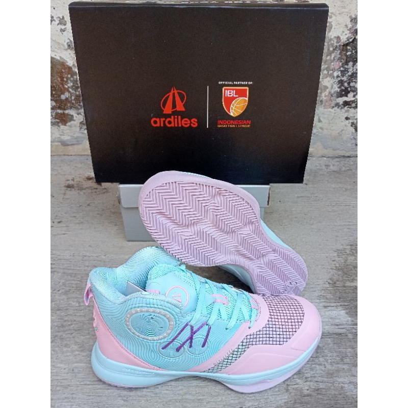 Jual sepatu basket ardiles celestial original obral | Shopee Indonesia