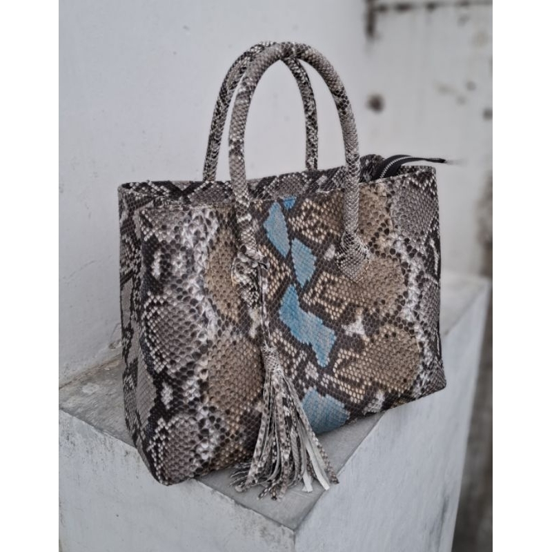 Jual Tas Wanita Webe Kulit Ular asli phyton 35 cm | Shopee Indonesia
