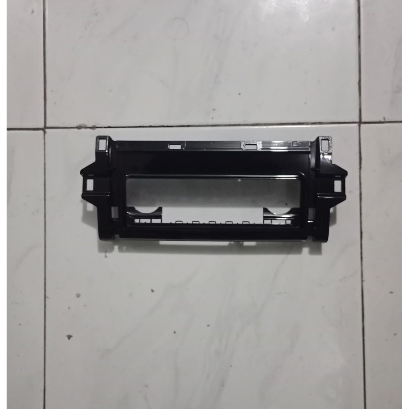 Jual Frame panel indikator AC digital Fortuner VRZ Hilux Revo original ...