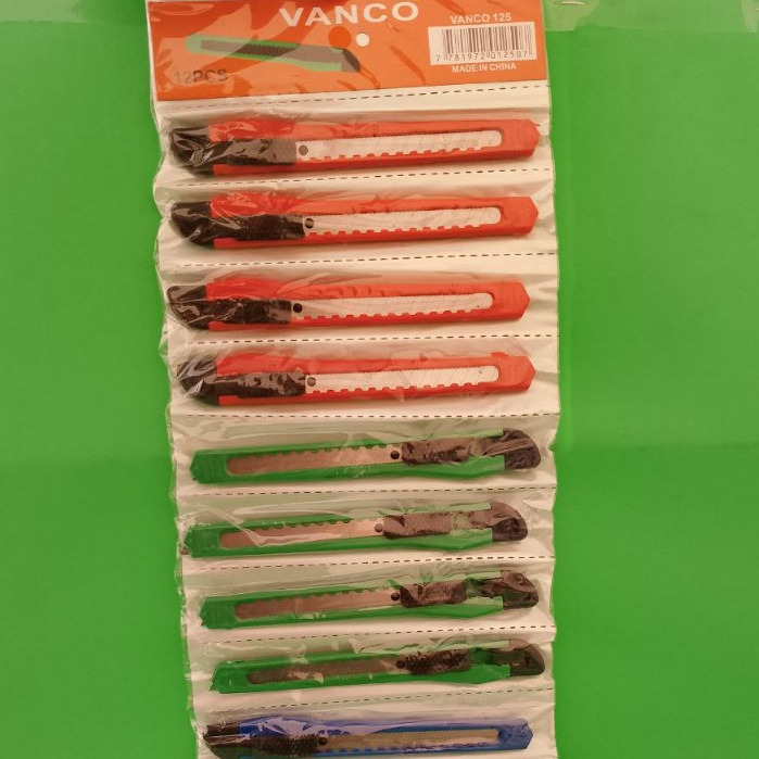 Jual Cutter Renceng isi 12PCS Besar dan Kecil | Shopee Indonesia