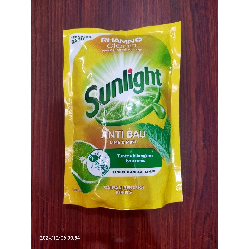 Jual SUNLIGHT EXTRA ANTI BAU 600 ml | Shopee Indonesia