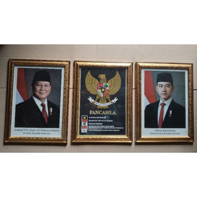 Jual foto presiden dan wakil presiden terbaru(1 set isi 3 + ada kacanya//prabowo, gibran dan ...