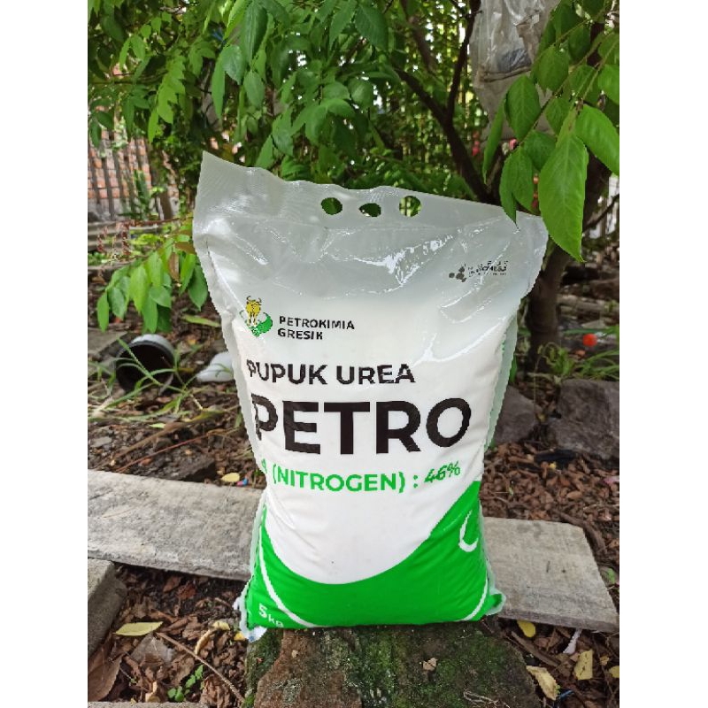 Jual Pupuk Urea Petro Non Subsidi 5 kg | Asli Kemasan Pabrik ...