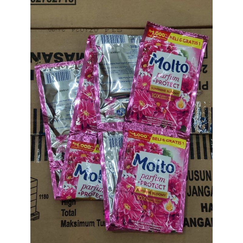 Jual Molto Ultra Softener Konsentrat Pure Sachet (1 Renceng, dapat 7 ...