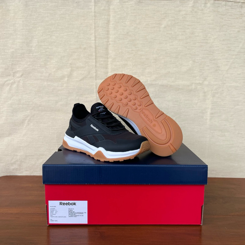 Jual Sepatu Anak REEBOK CLASSIC SO KIDS Unisex Original Resmi | Shopee ...