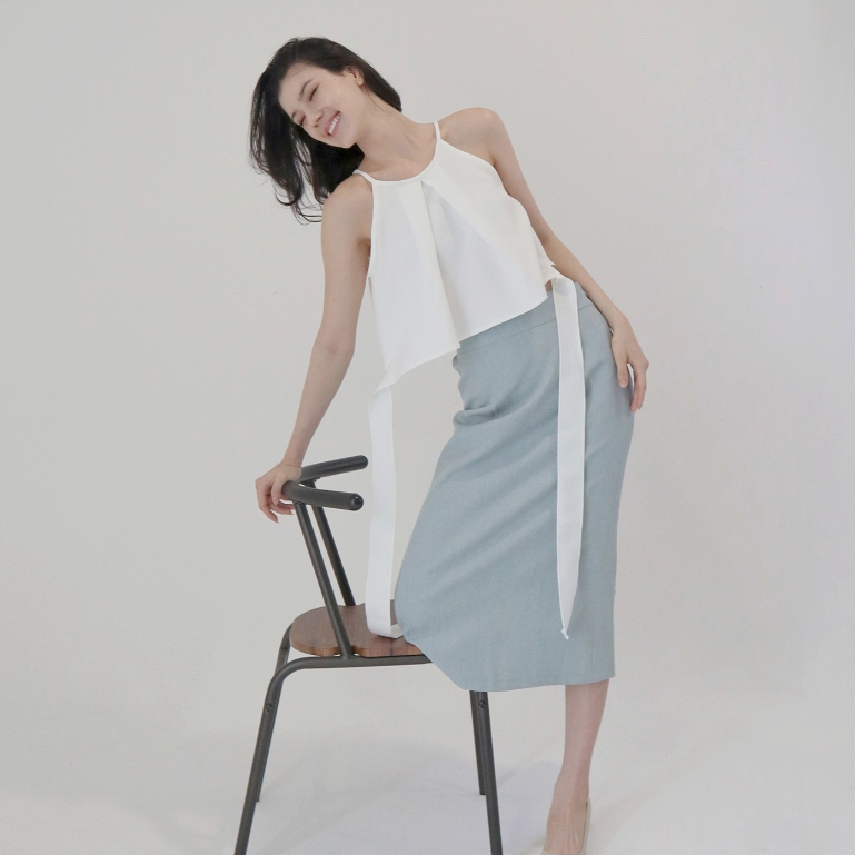 Jual EVE LAB - Ava Top (ONE SIZE) | Shopee Indonesia