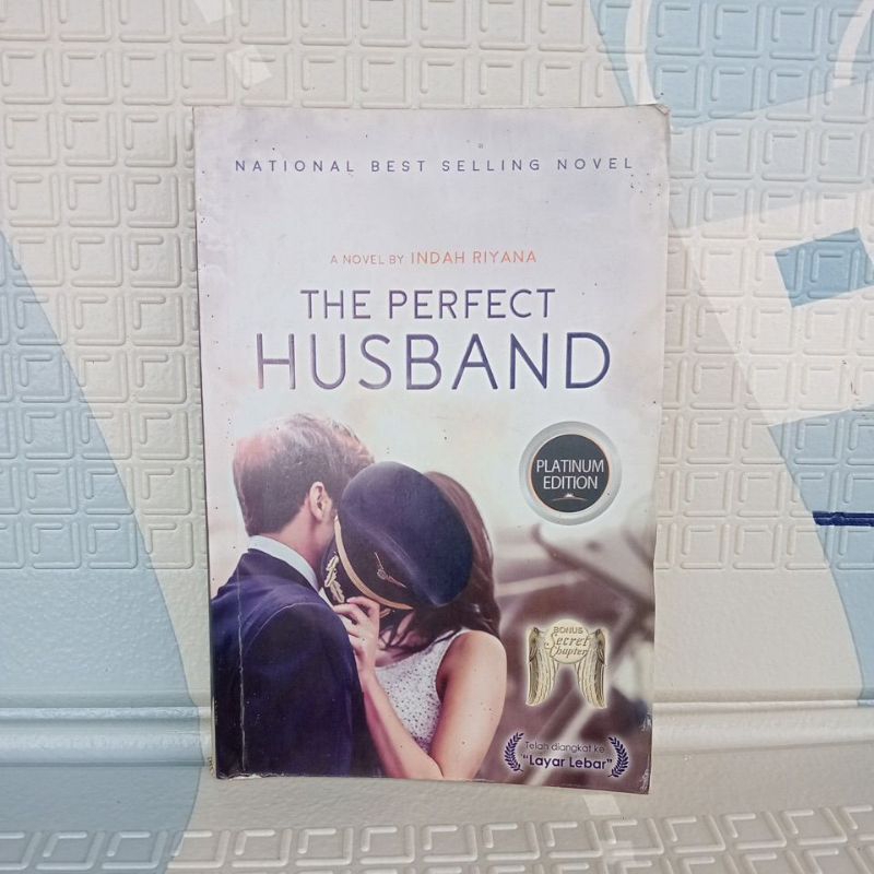 Jual Buku novel The Perfect Husband | Shopee Indonesia
