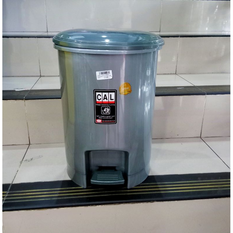 Jual SHINPO-TEMPAT SAMPAH INJAK BULAT CHIC 840-1 (12L) P30CM L27CM T37CM (17077) | Shopee Indonesia