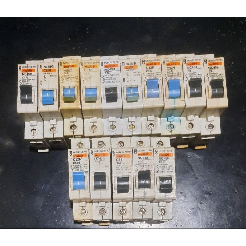 Jual MCB Merlin Gerin Multi9 second ori normal | Shopee Indonesia