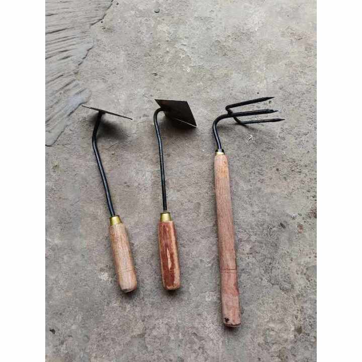 Jual Paket alat pertanian Cangkul , Penggaruk sampah dan Alat cabut ...