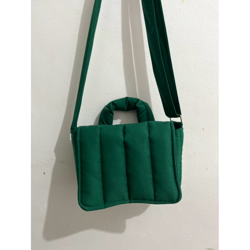 Jual Gladsome Tas Puffy | Shopee Indonesia