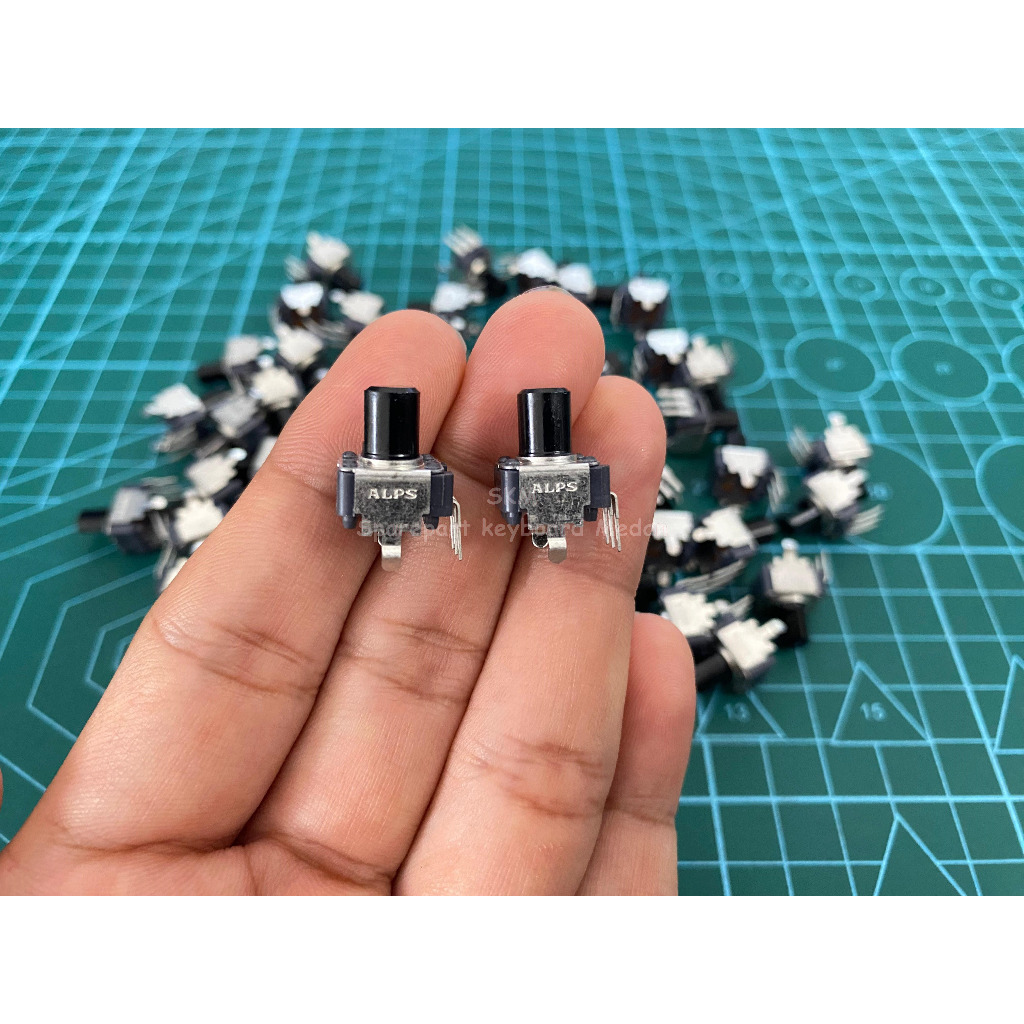 Jual POTENSIO VOLUME MASTER KORG PA300 - ORIGINAL (MEREK ALPS) | Shopee ...