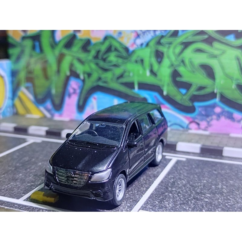 Jual WELLY NEX KIJANG INNOVA SKALA 1:60 | Shopee Indonesia