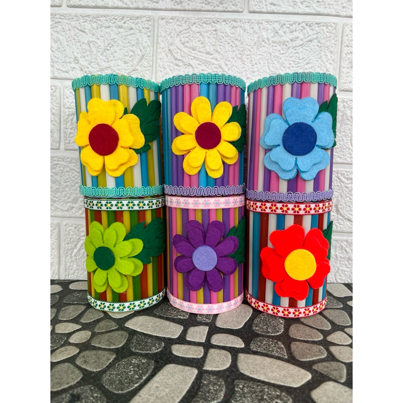 Jual kerajinan daur ulang sedotan/tempat pensil dari sedotan/tempat pensil daur ulang/tempat ...