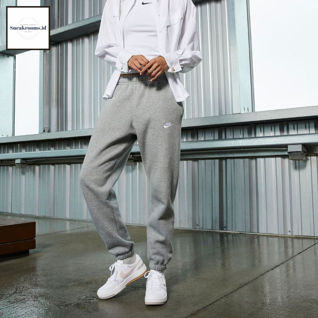 Jual Nike Gamma Force White Light Bone W Original Resmi (100% Authentic ...