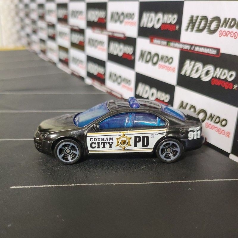 Jual Hot Wheels Ford Fusion Black Gotham City 2nd Loose Giftpack 2019 ...