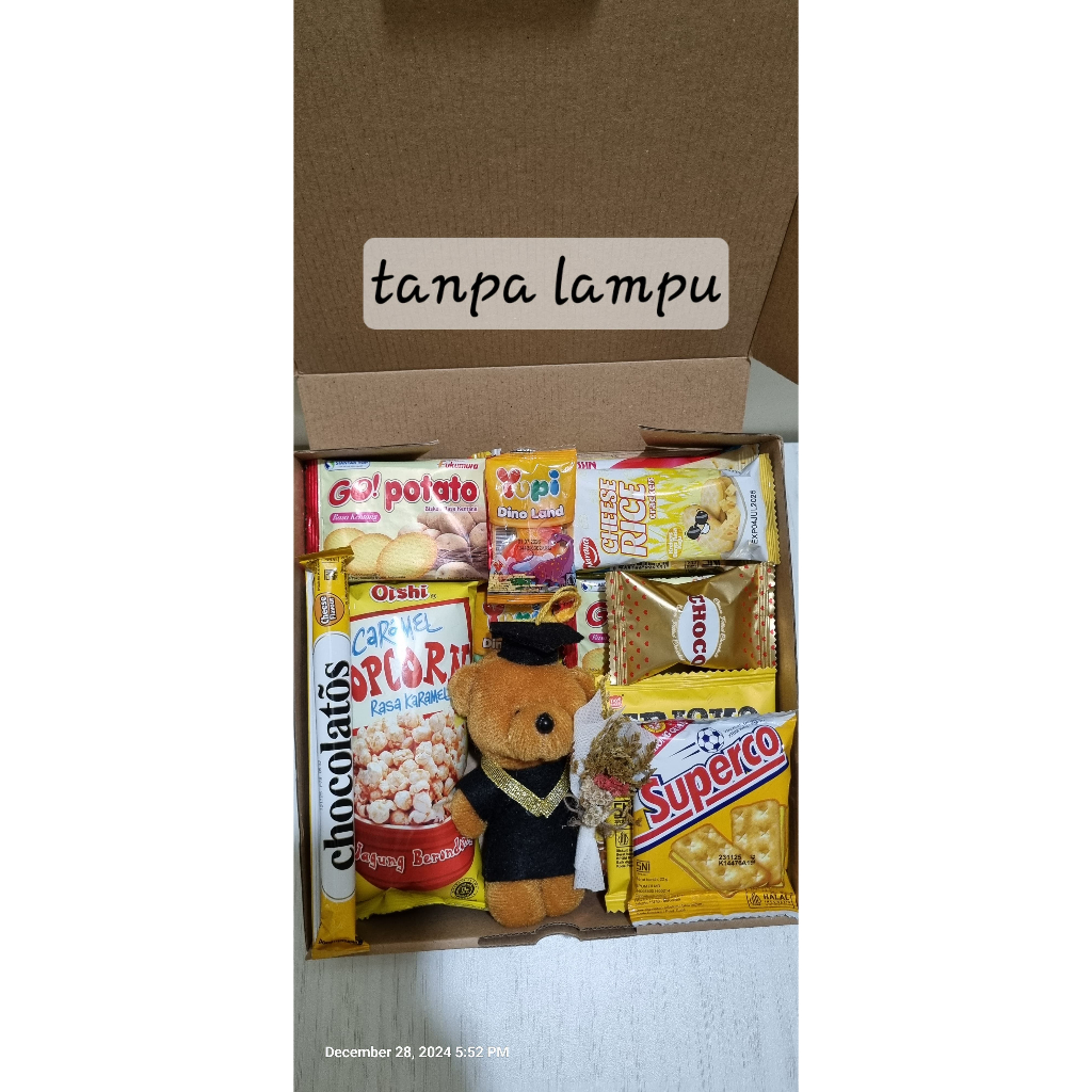 Jual Paket Yellow Hampers Snack Box Wisuda Paket Hampers Graduation ...