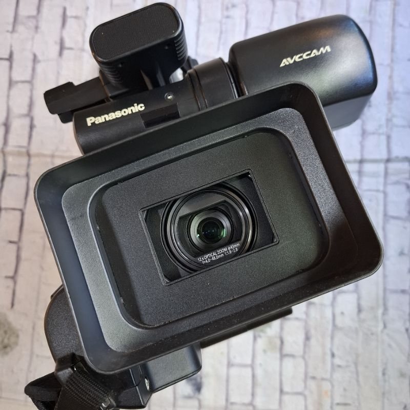 Jual Handycam Panasonic AG-HMC82EN AVCCAM MEMORY HDMI FULL HD | Shopee ...