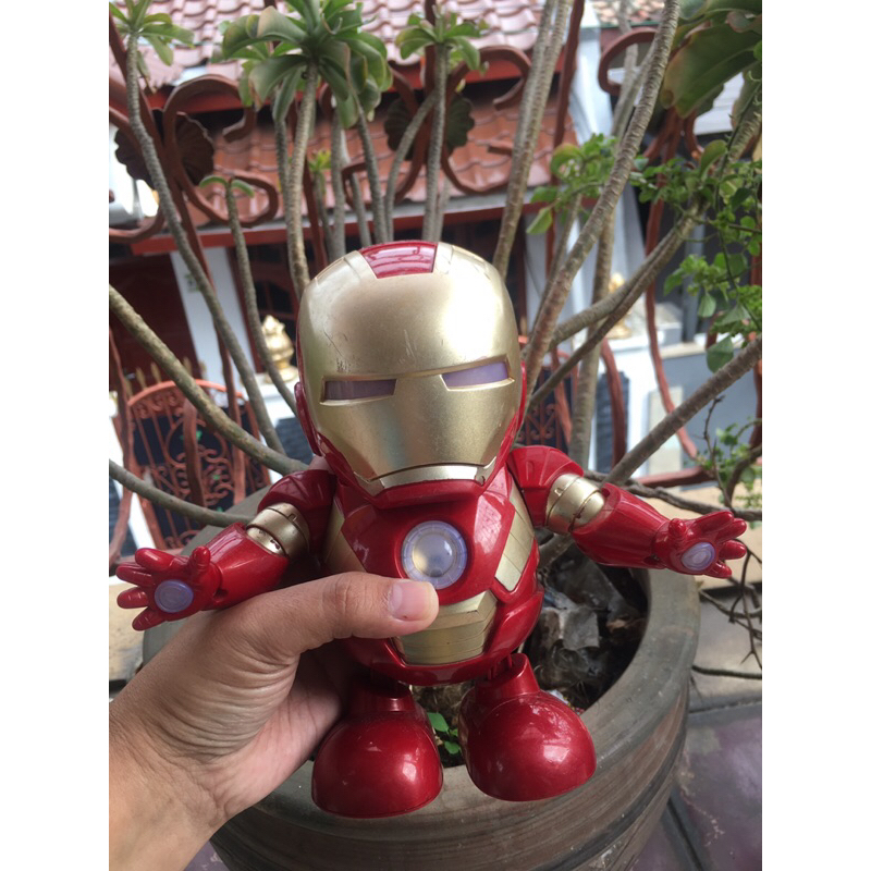 Jual Robot Iron Man Besi Merah | Shopee Indonesia