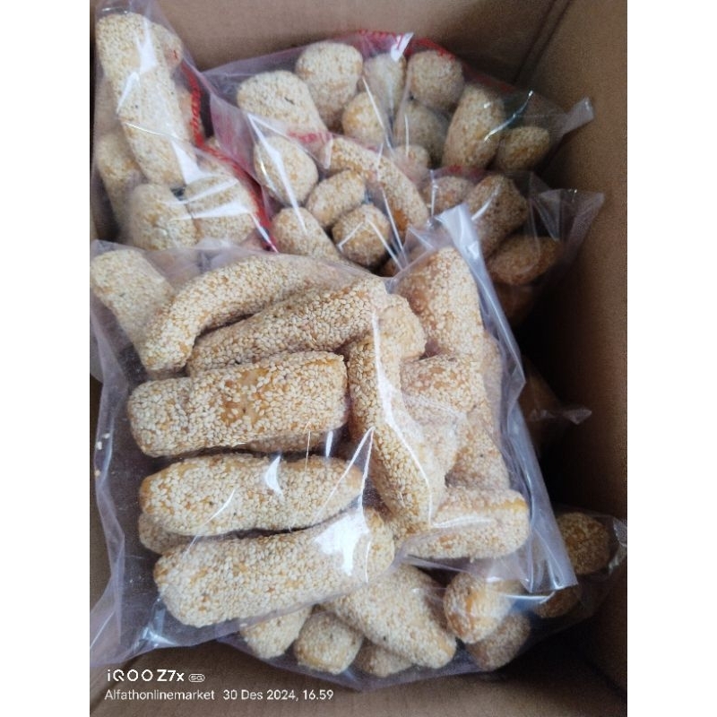 Jual Kue Manco Ketan Bola Wijen 1 KG Super Empuk Krenyes Full Wijen ...