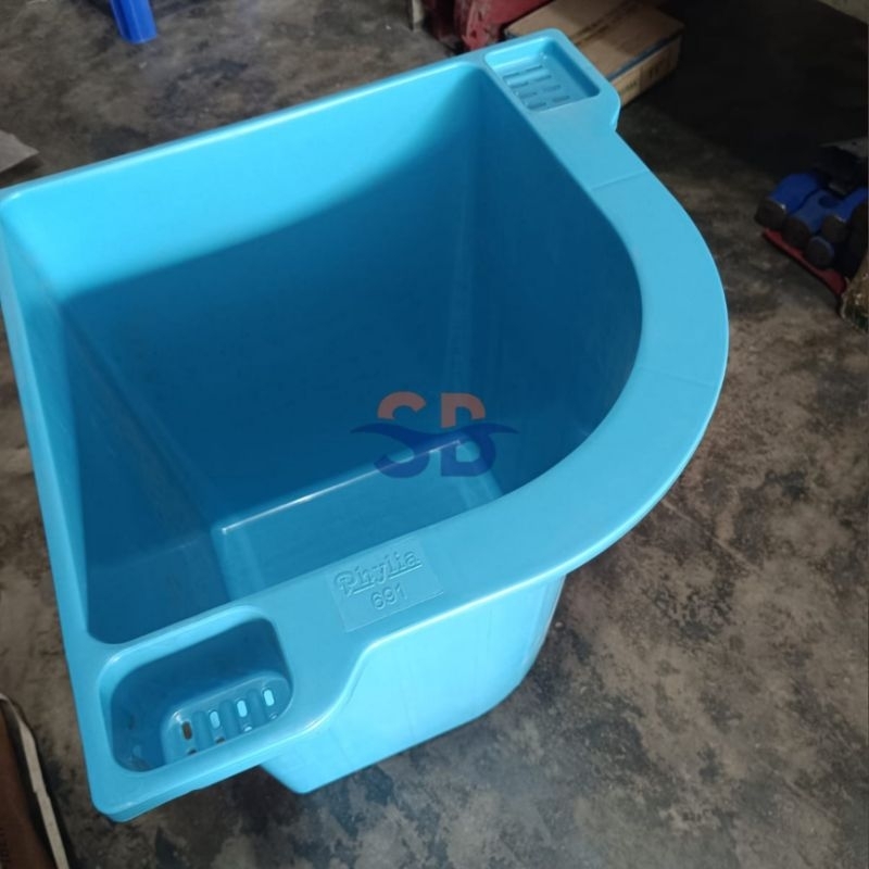 Jual [Baca Deskripsi Dulu] Bak Air Biru / Bak Air Mandi Sudut Oval ...