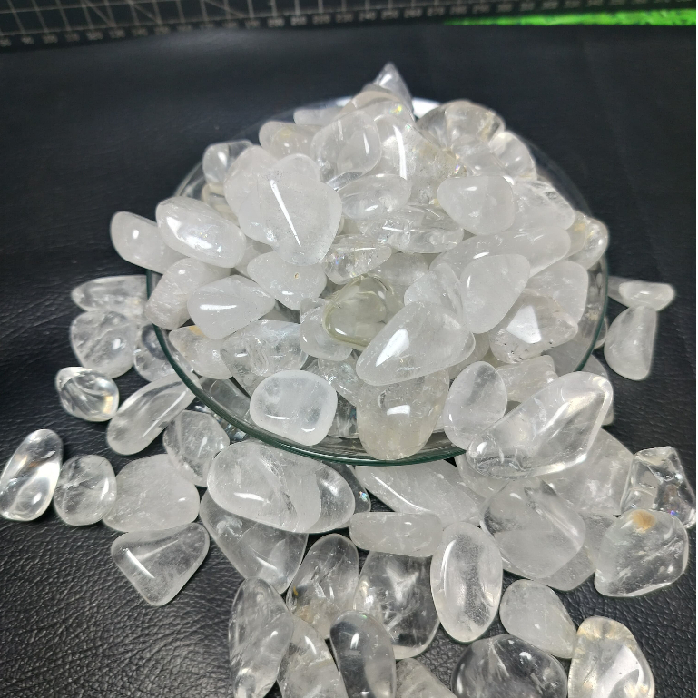 Jual Batu Natural Clear Quartz Chip Tumble 2-3 cm paket 100 Grams ...